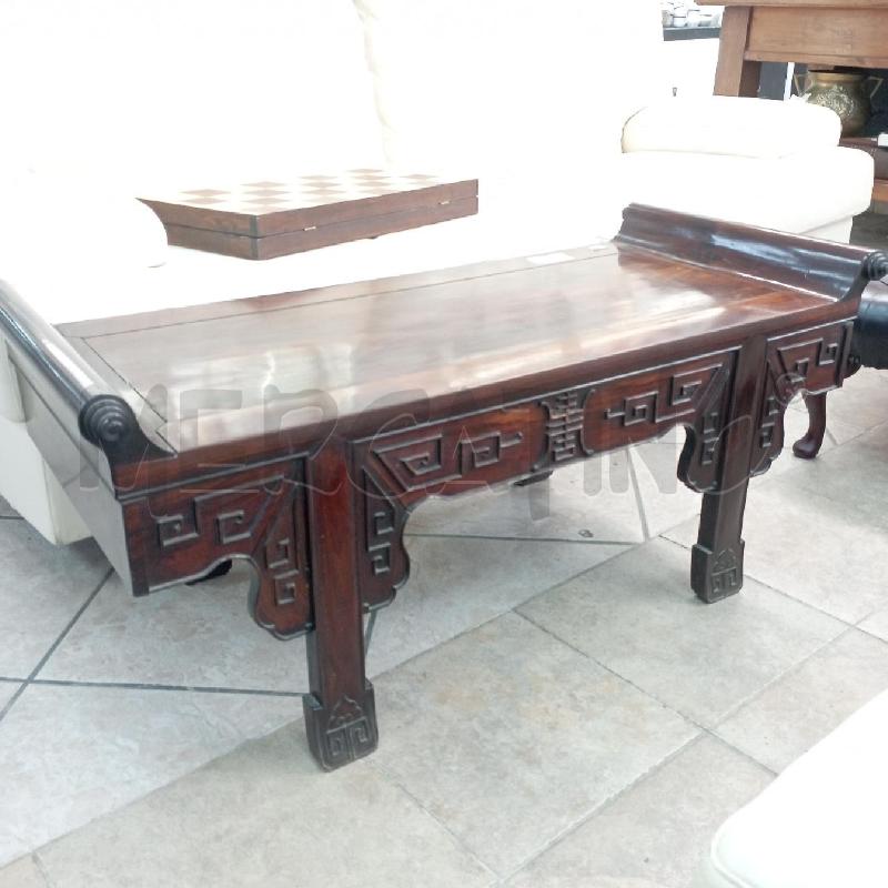 TAVOLINO PANCA SALOTTO TIBETANO | Mercatino dell'Usato Roma montemario
